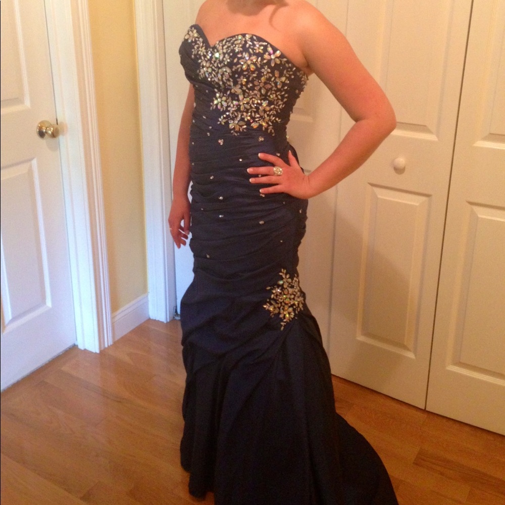 Stunning Mori Lee Prom Dress - Gem